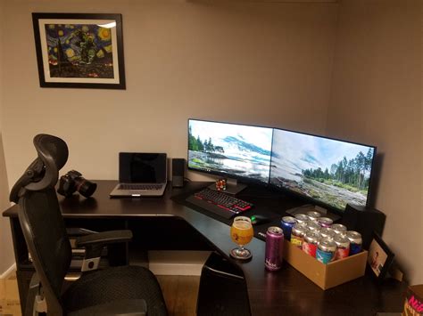 Computer And Stuff Pc Setup Computer Setup Desk Setup