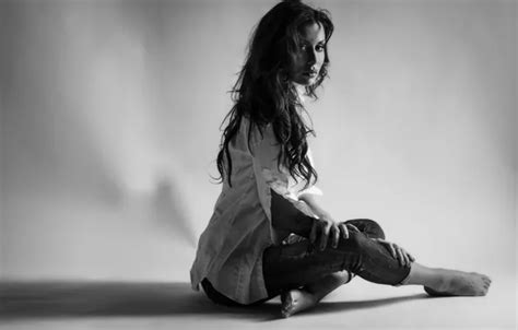 Wallpaper Look Face Model Hair Sitting Sabrina For Mobile And Desktop Section девушки