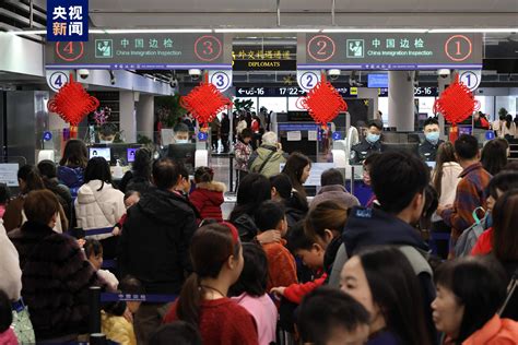 查验出入境旅客超13万人次！港珠澳大桥珠海公路口岸迎来入境高峰港澳客流量居民