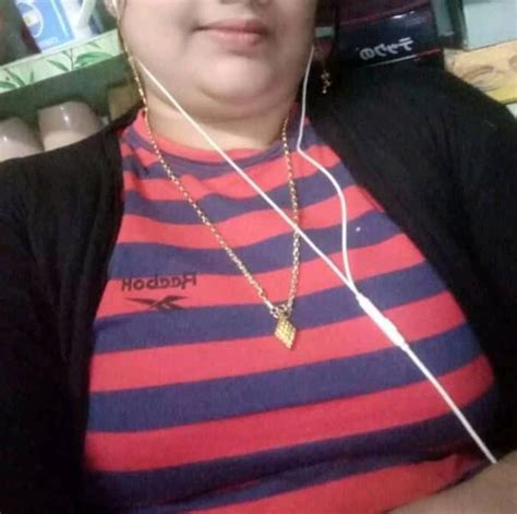 အန်တီကြီးများ စုစည်းရာ Group ကိုယ်မှ န ်းတဲ့ ကော င ်မကို