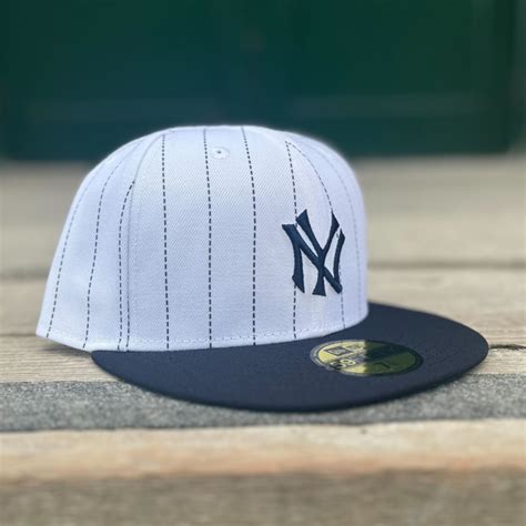 New York Yankees New Era Cooperstown Pinstripe 59fifty Fitted Hat The