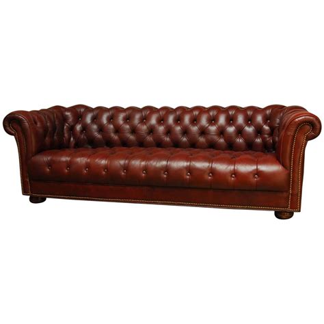 Classic Tufted Leather Chesterfield Sofa At 1stdibs