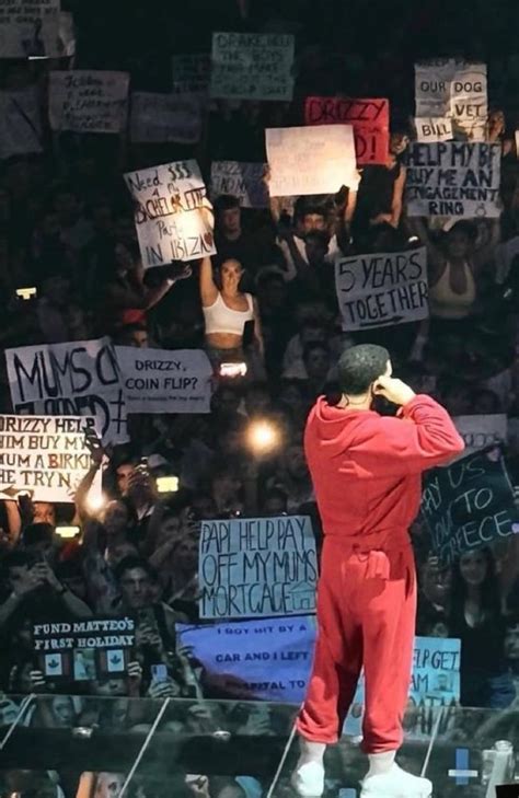 ‘dystopian Photo From Drakes Sydney Show Goes Viral For All The Wrong Reasons Townsville