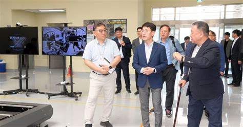 김윤상 기재부 차관 광주그린카진흥원 방문