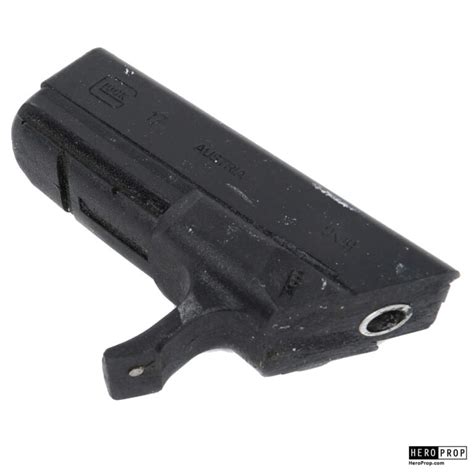 Kingsman The Golden Circle 2017 Gun Cut In Half From Laser Lasso