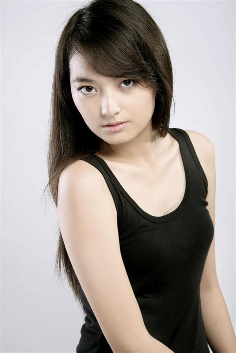 Sheila Indonesian Cute Model ~ Foto Artis Cewek Cantik Perawan Hot Non Telanjang Bugil