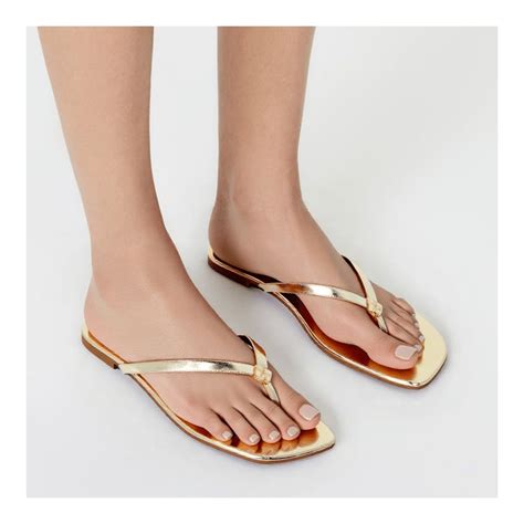 Walkeaze Women Formal Slippers Golden 40792s