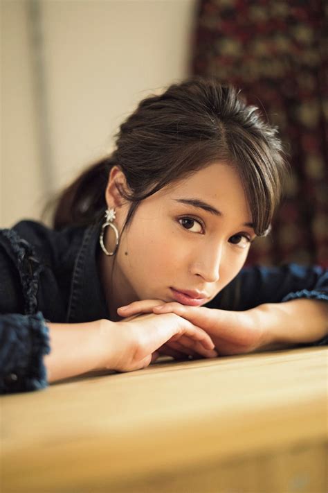 広瀬アリスマガジングラビアでナチュラルに マガジン 広瀬アリス 広瀬アリス メイク 顔 アリス