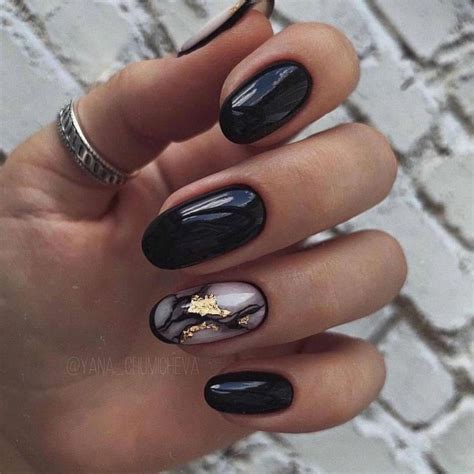 25 модерни маникюра за къси нокти които са последен писък на модата За Жената