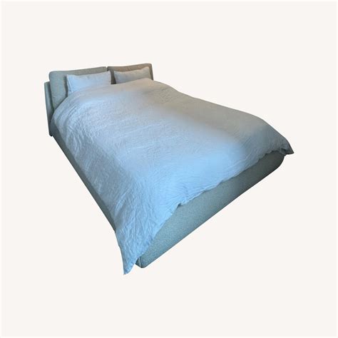 Sunday Cream Boucle Cloud Bed Aptdeco