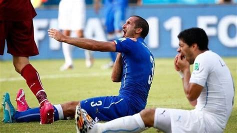 ‘admire His Cunning Chiellini Recalls Suarez Biting Incident Football News Hindustan Times
