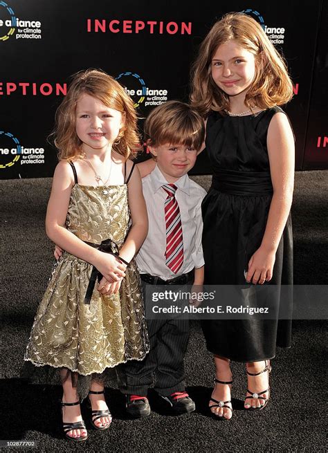 Actors Claire Geare Jonathan Geare And Taylor Geare Arrive To News