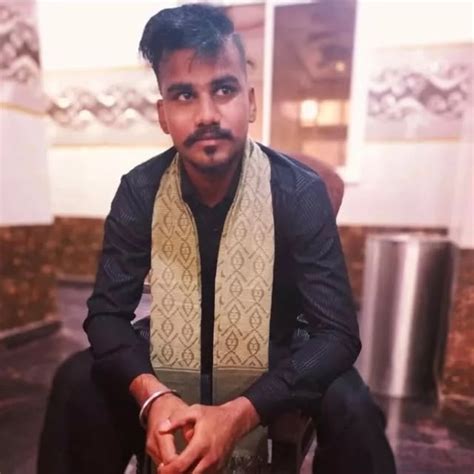 Mohd Sameer Brother Model • Threads Say More