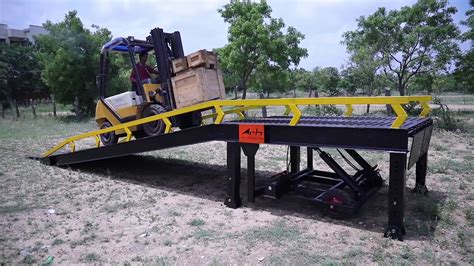 Heavy Duty Mobile Container Loading Platform Container Unloading Ramps