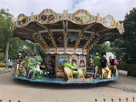 Draaimolen Dwolters Nostalgische Zweefmolen