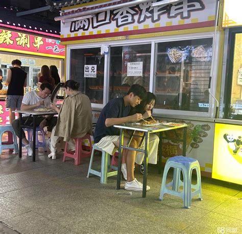 【3图】迅驰广场美食街档口，低价出兑，周围6所大学，消费力强长春净月大学城商铺租售生意转让转让 长春58同城