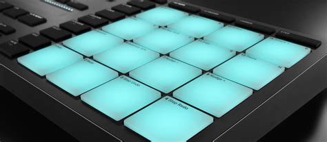 Native Instruments Maschine Mikro MK3 Midi Controller