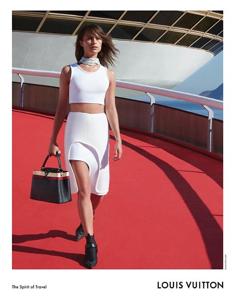 Sneak Peek Alicia Vikander In Louis Vuitton