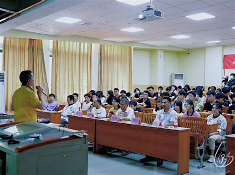 广州华商职业学院酒店管理学院“中餐繁荣大课堂”系列活动在我校隆重开讲 酒店管理学院 广州华商职业学院