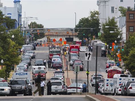 Най малко 12 са загинали при стрелбата във Вашингтон Nova Bg