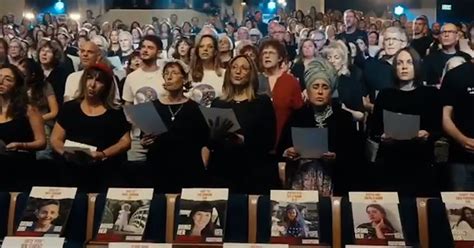 Miles De Personas De Más De 100 Países Se Unieron Para Cantar Like A Prayer” De Madonna Y