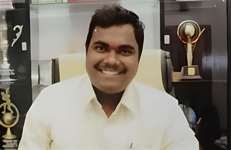 Success Story संघर्षात्मक आयुष्यावर मात करुन Ias झालेले के जयगणेश