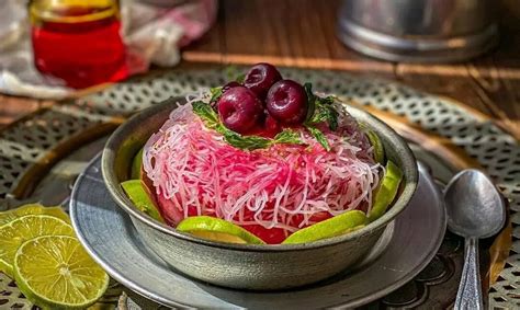 طرز تهیه فالوده خانگی به سبک شیرازی ها فیلم
