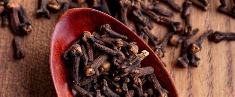 18 Health Benefits Of Ebolo Leaves Crassocephalum Crepidioides