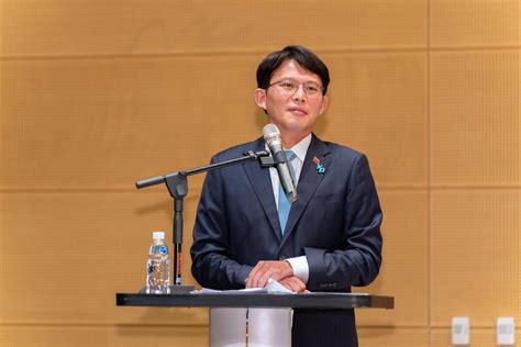 黃國昌喊「扛起本土進步政黨冀望」王婉諭：這是今年最好笑的笑話