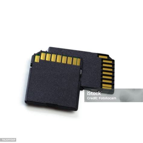 흰색 배경에 격리 된 Sd 메모리 카드 이미지 Nnn 0명에 대한 스톡 사진 및 기타 이미지 0명 Usb 케이블 검은색 Istock