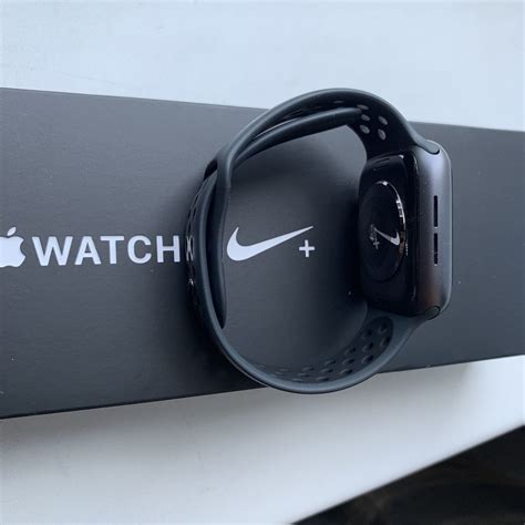 Apple Watch 4 44mm Nike+