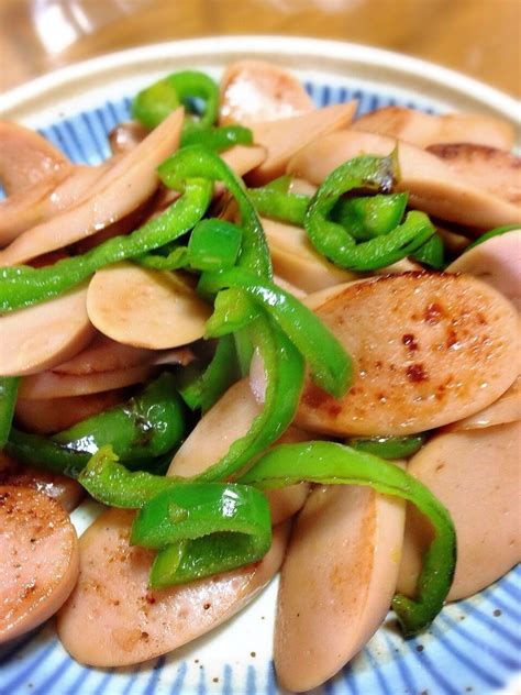 ピーマンと魚肉ソーセージの甘辛炒め By ぴよぴ～ 【クックパッド】 簡単おいしいみんなのレシピが350万品