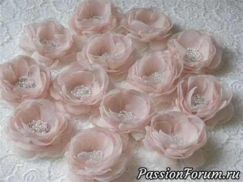 Вышивка Техники Идеи их интернета Интересные идеи для вдохновения Цветочные волосы