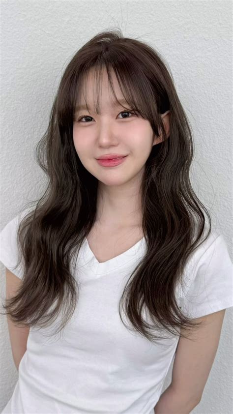 강남미용실 아이디헤어강남점 다나 레이어드컷 매트브라운 애쉬브라운 레이어드펌 고데기펌 물결펌 과 매트브라운 으로 얼굴형과 중안부를 짧게 만들어주는 디자인💗 ☑️