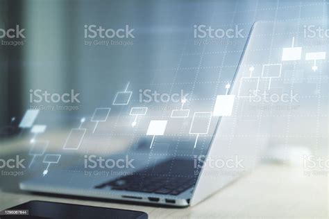 현대 노트북 배경 외환 및 투자 개념에 추상적 인 창조적 인 금융 그래프 다중 노출 웹 회의에 대한 스톡 사진 및 기타 이미지 웹 회의 경제 0명 Istock