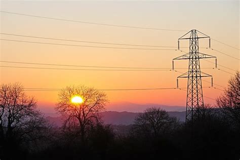 Improving Deep Reinforcement Learning Algorithms For Power Grid