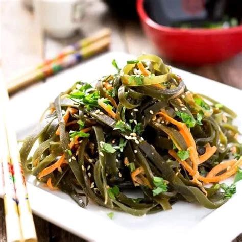 Цахим ДАЛАЙН БАЙЦААТАЙ САЛАТ Орц Порц тооцох 1 уут далайн байцаа 1 лууван нарийхан хэрчсэн 1