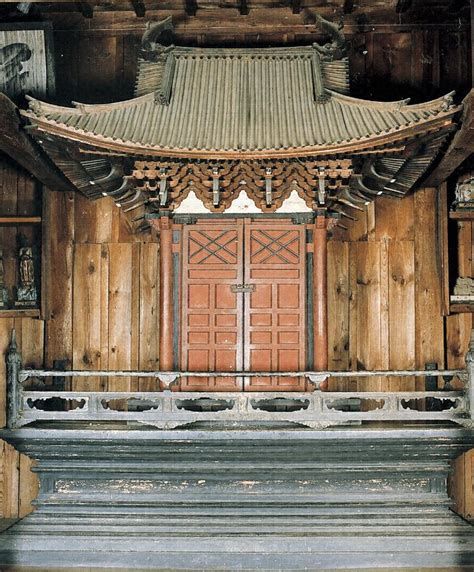 大法寺観音堂厨子及び須弥壇 文化遺産オンライン