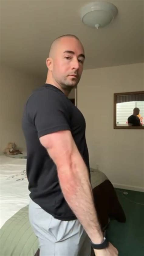 Gym Trainer Baited Shows Dick And Jerks Off