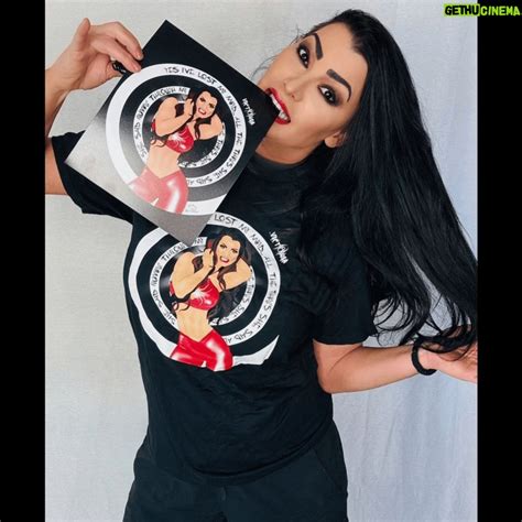Lisa Marie Varon Gethu Cinema