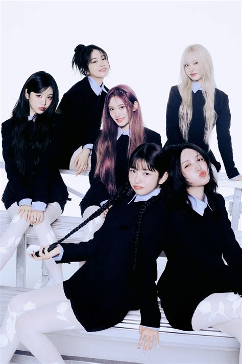 아이브 장원영→안유진 논스톱 대세 행보 눈길