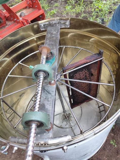 Flow Hive Frames 6nos Frames With Key Shipping Free Beefarm Co In Automatic Flow Hive Frames