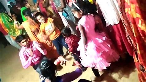लड़कियों का कमरतोड़ बैंड बाजा डांस सीधी।बघेली लोकरंग सीधी Youtube