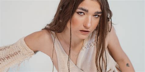 Berta Garrido Presenta Pecas