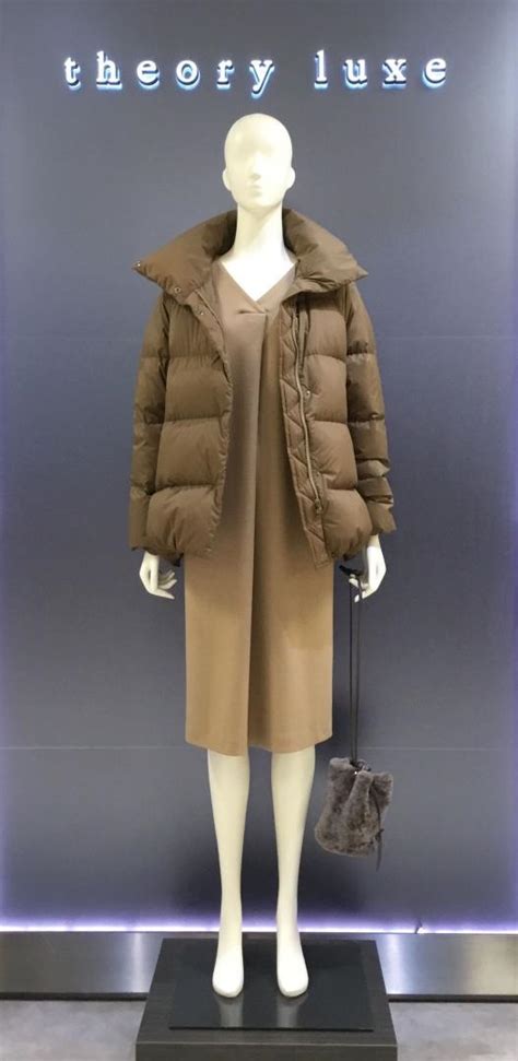 33％割引l総合福袋 Theory Luxe 19aw ショート丈ダウンコート 40 キャメル ダウンジャケット ジャケットアウターl