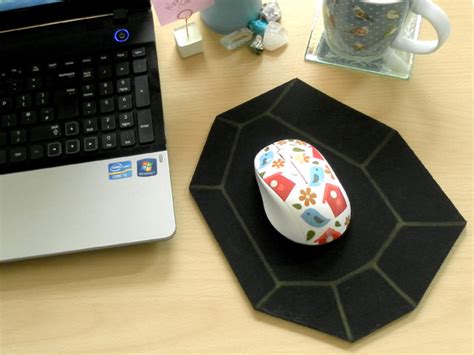 Geometric Mouse Mat DIY