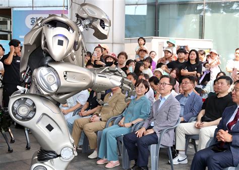 Ai와 로봇이 여는 미래 금천에서 시작되다 제7회 과학축제 개최