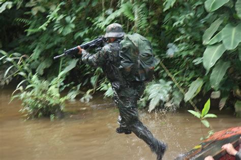 Iwias Masters Of The Jungle Demons Of Ecuadors Army Diálogo Américas