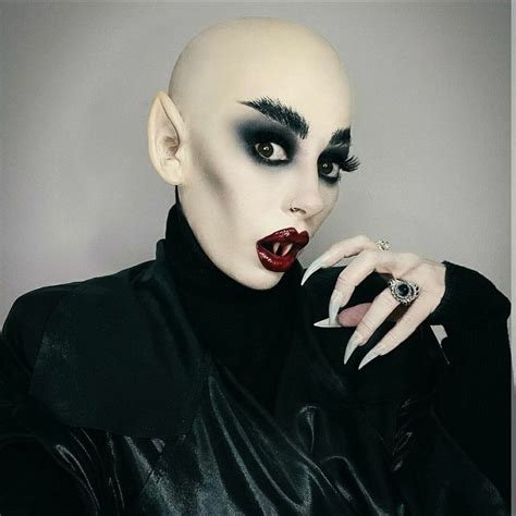 Vampir Halloween Monsterschminke Helloween