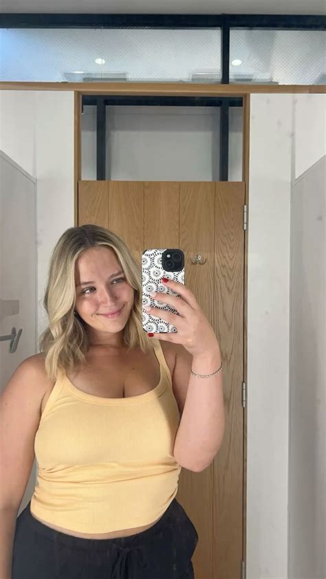 Thick Blonde Selfie